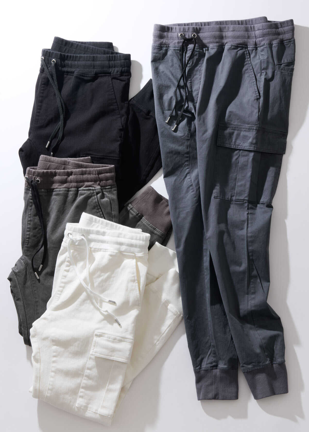 RECOMMEND ITEM vol.325 夏の単調コーデを打破！ 〈ダブルピー ウエストポイント〉の“薄マチ”イージーカーゴ ...